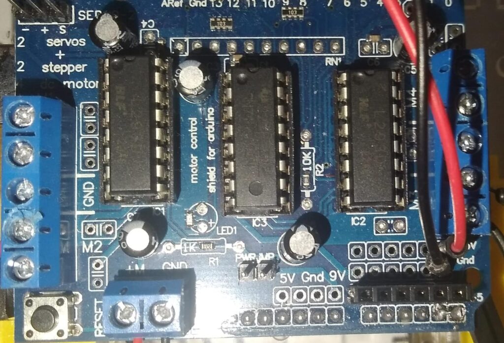 Robô Que Evita Obstáculos Com Arduino Blog Eletrogate
